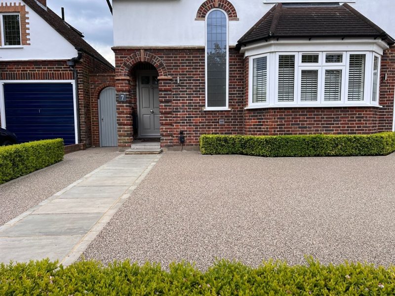 Resin Driveway Installation in North London with Sandstone Accents ...